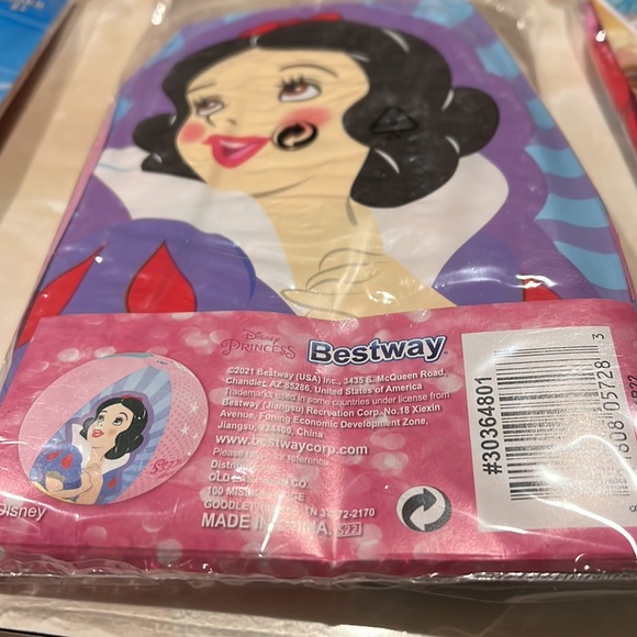 Disney | Swim | Nwt 4pc Marvel Spiderman Disney Princess Beach Balls ...